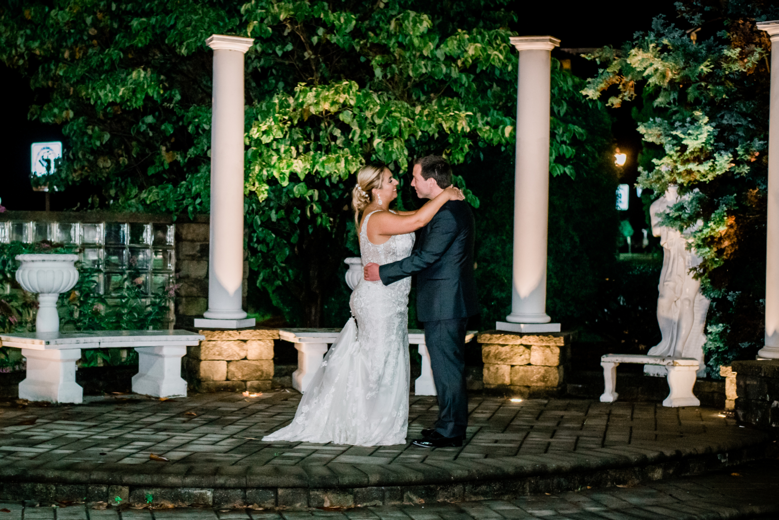 Adelphia's Restaurant & Banquet Facility Wedding Photos